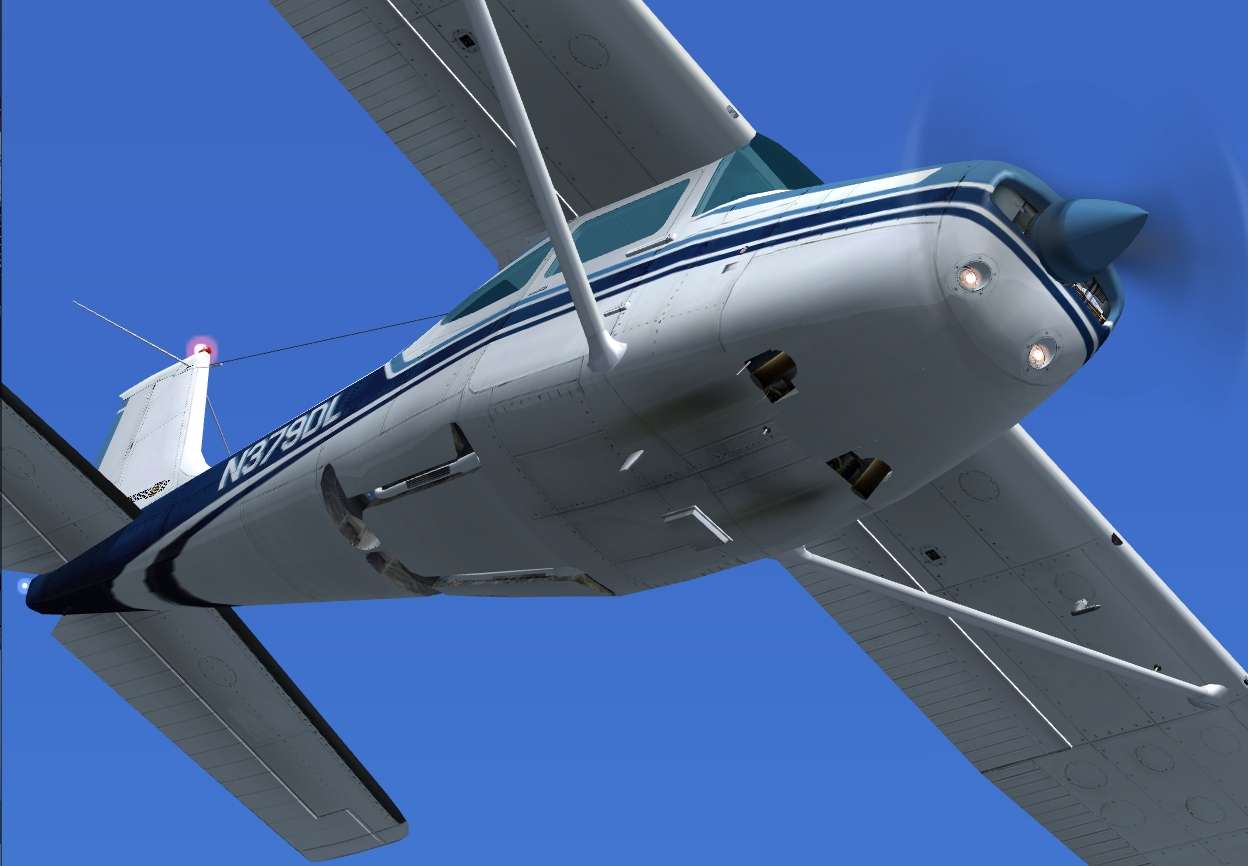 Just Flight - Carenado C182RG Skylane II (FS2004)